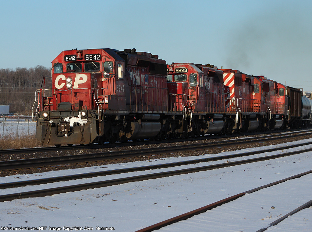 CP 643 at Guelph Jct